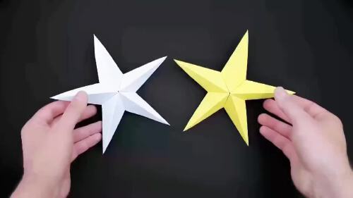 今天我们来制作3D折纸星星!
