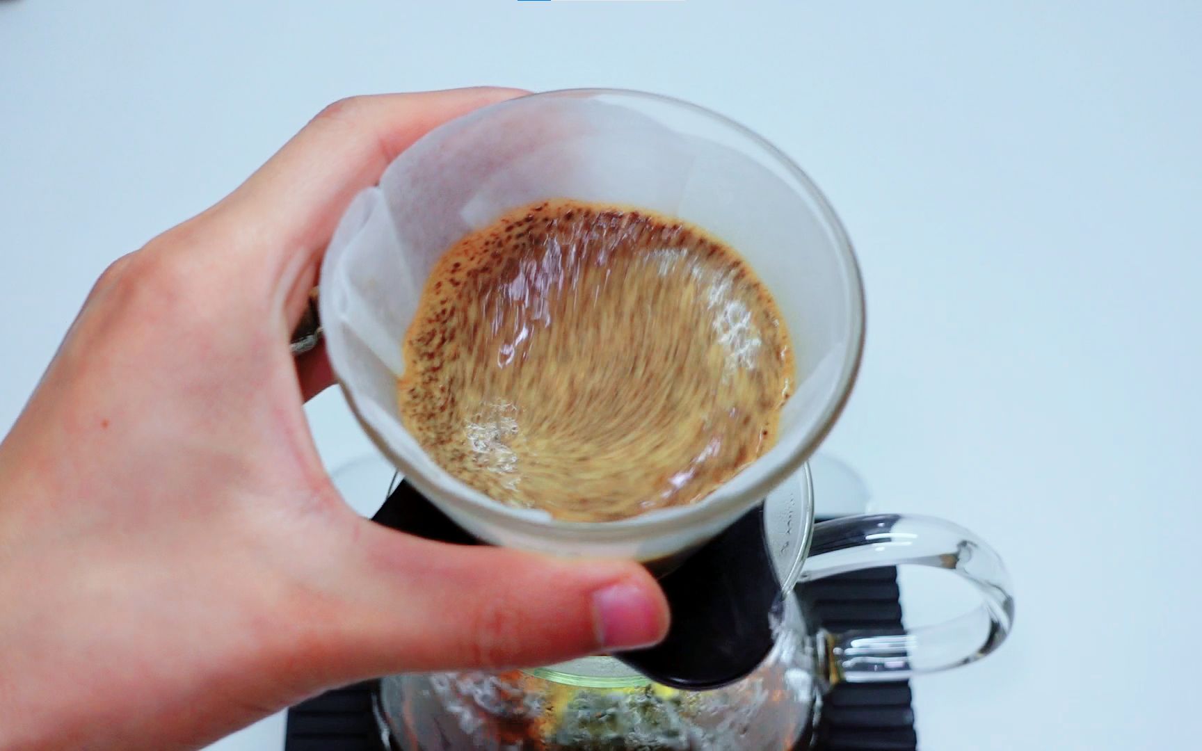 手冲咖啡丨Orea滤杯搭配圆形滤纸丨摇晃+三段式丨高效冲煮