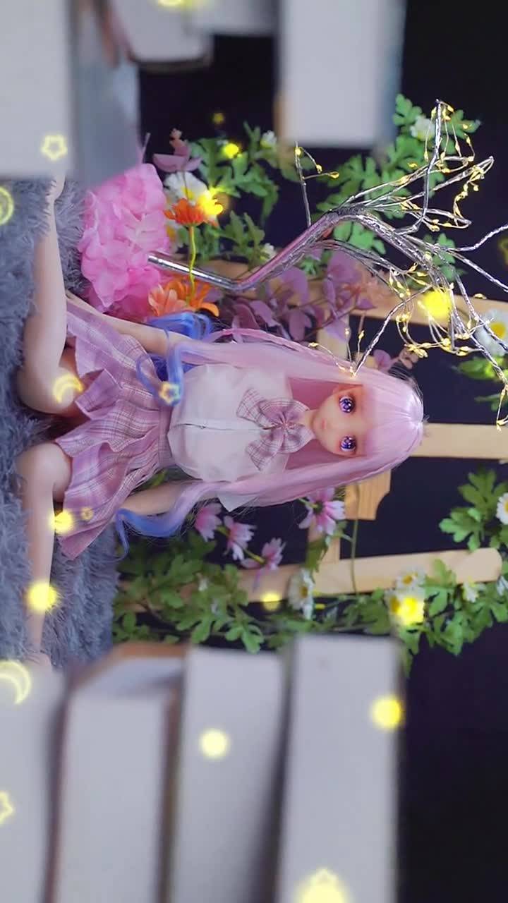 彩绘细节,还原角色,迷你世界尽在手中