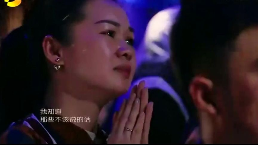 《信仰》张信哲,音乐刚一响起,观众就已经哭了,我也哭了