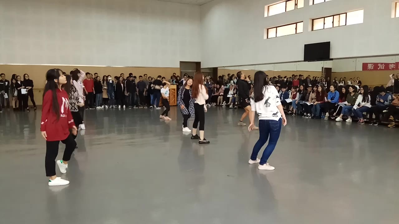 云南民族大学舞蹈 街舞 2017研究生迎新晚会预选现场