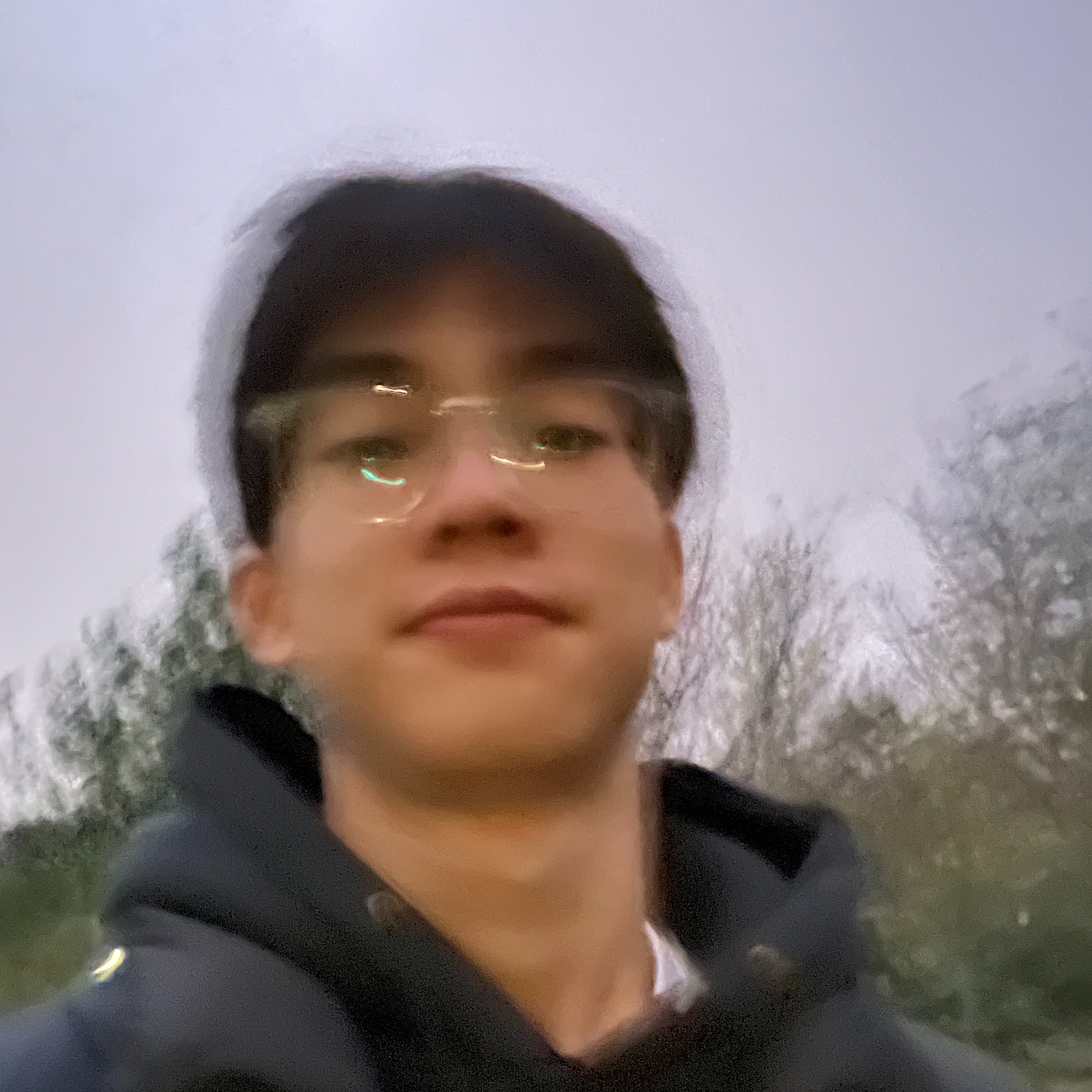 戴斯话很多 