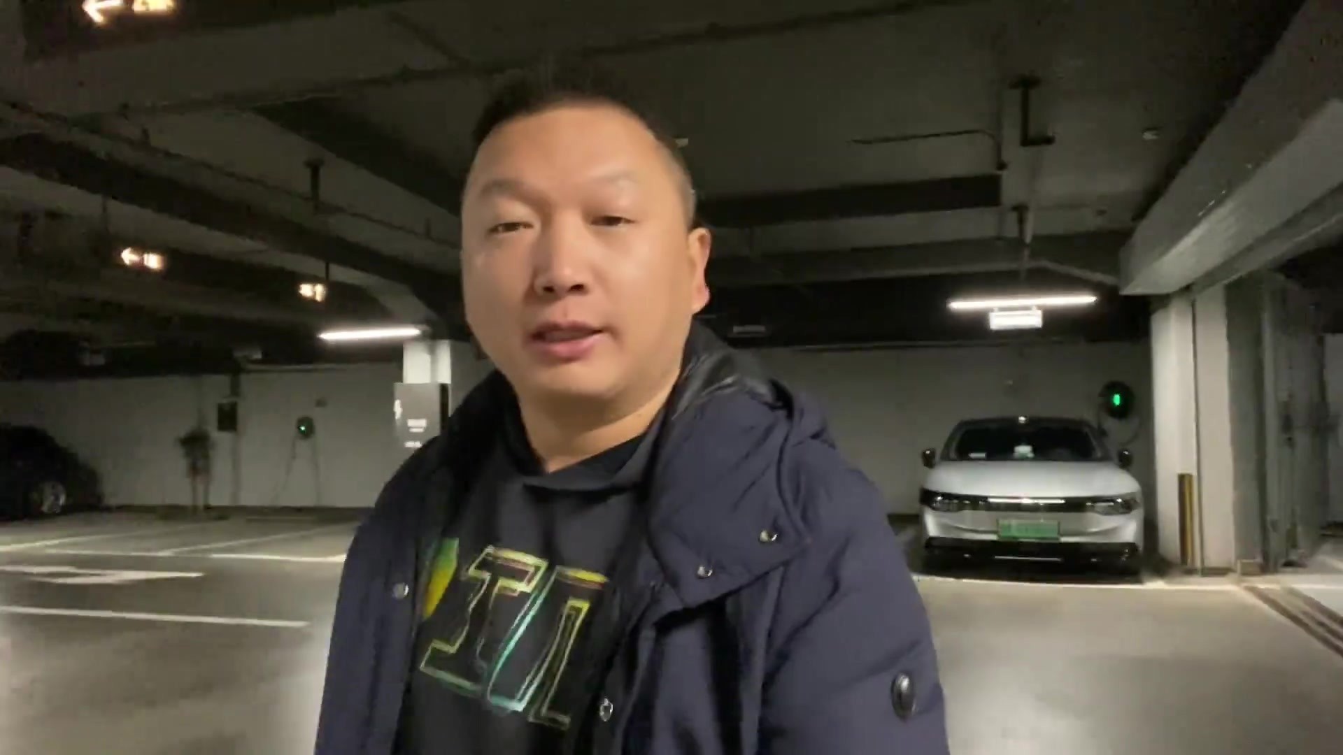 祁东老乡想参加单招,来长沙找单招培训机构,老谭全程陪同看学校