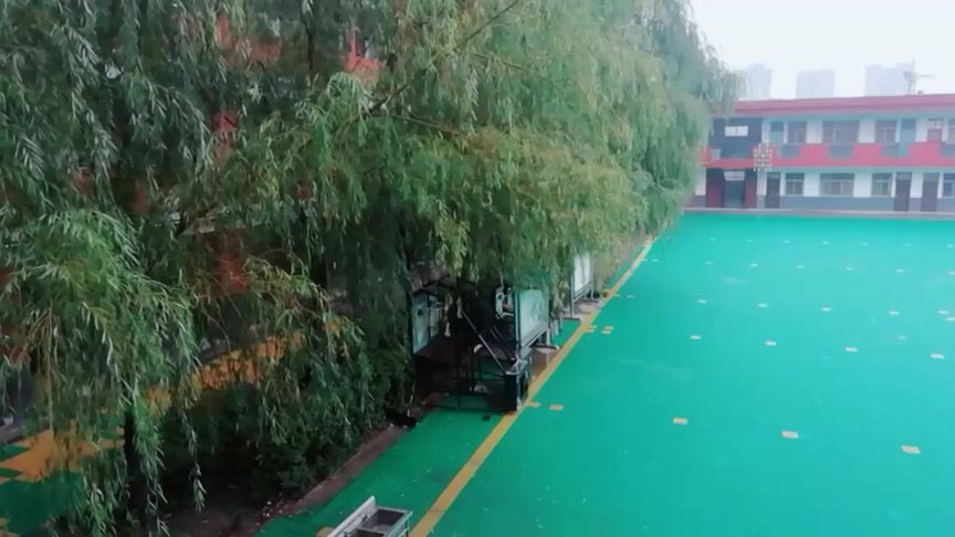 小雨淅淅沥沥下个不停