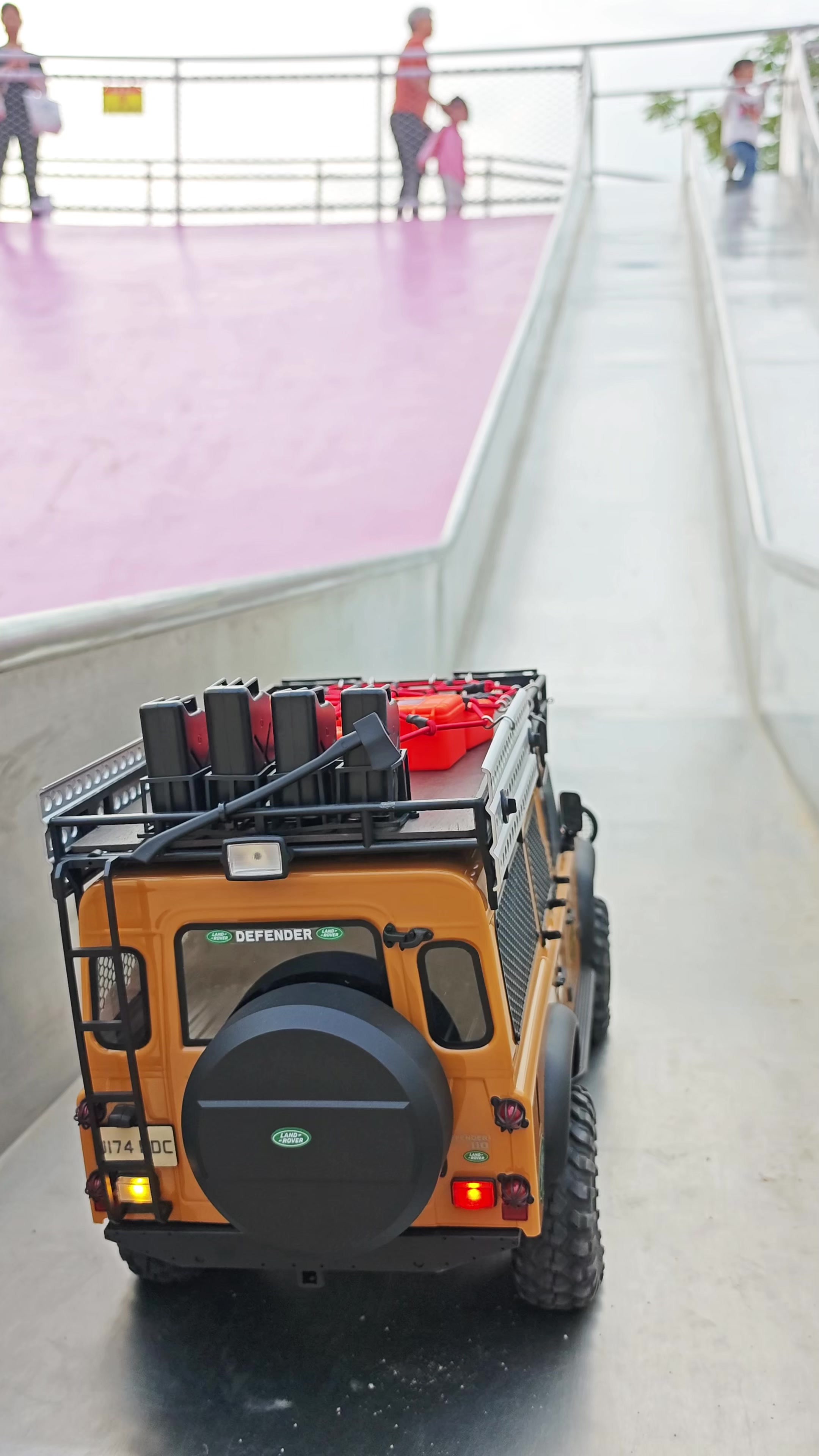 不同比例攀爬滑梯测试 #fms模型 #攀爬车rc #测试 #汽车人共创计划 #...