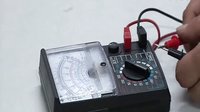 9、学习用多用电表测量导体的电阻