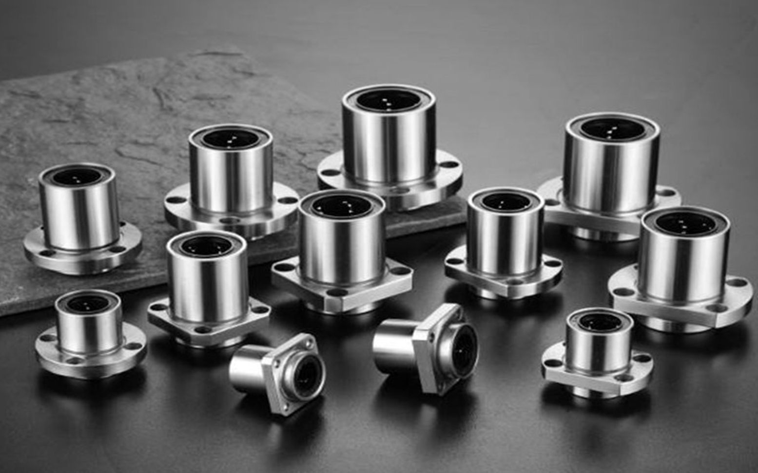 气缸直线轴承组件:直线轴承的设计安装面注意事项|气缸限位的使用