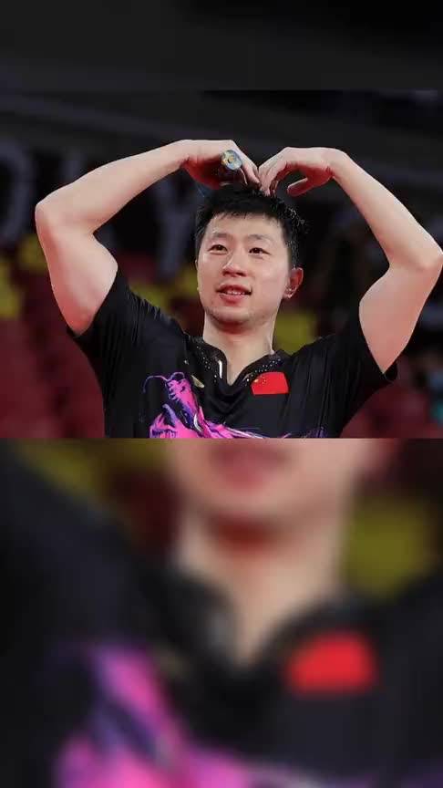 东京奥运会乒乓男单决赛,马龙VS樊振东巅峰对决,最终马龙战胜樊振东...