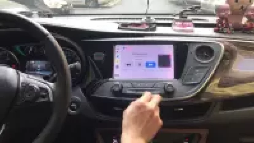 奥斯莫特昂科威CarPlay模块安装后演示视频