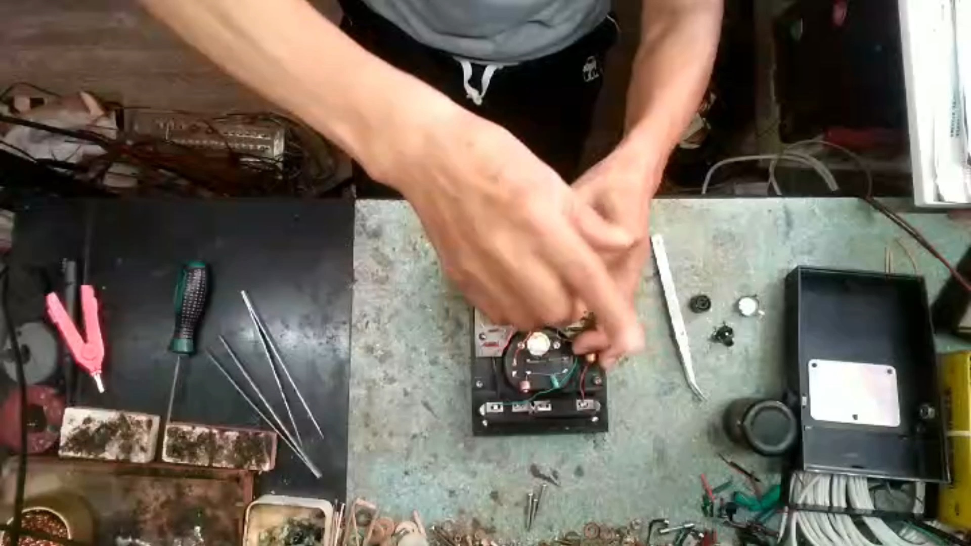 网友寄过来的mf47指针万用表,给他完善一下