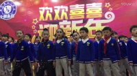 全班合唱《最美的名字》《母鸡叫咯咯》