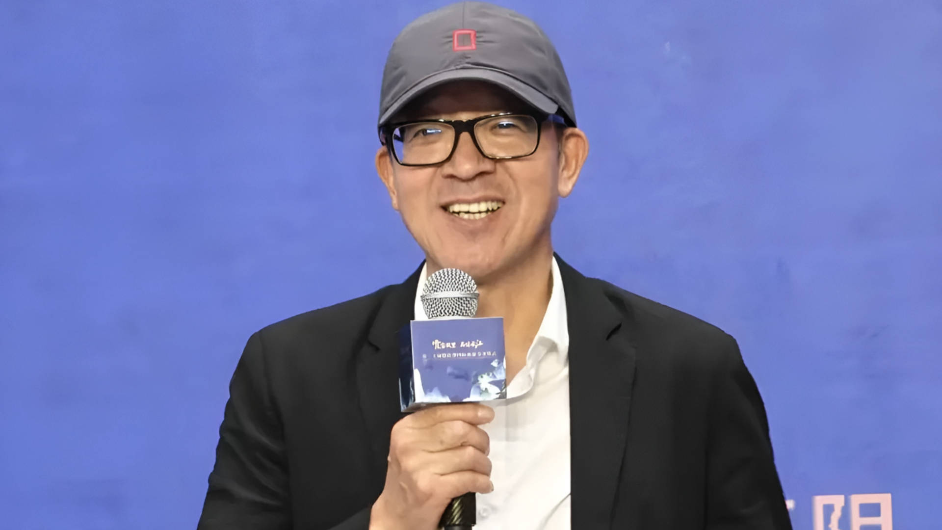 俞敏洪任东方甄选公司法人代表,此前孙东旭从东方甄选离职