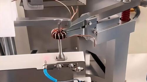 如今科技日新月异,这台自动绕线机器,更是令人叹为观止