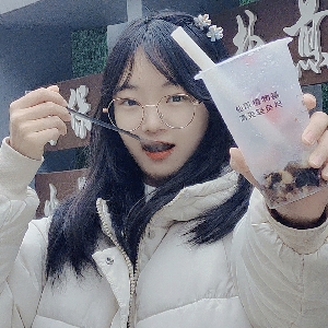 清清爱吃鱼吖 