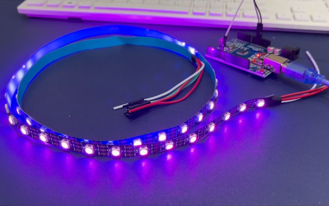 用arduino单片机驱动RGB灯带流水灯跑马灯