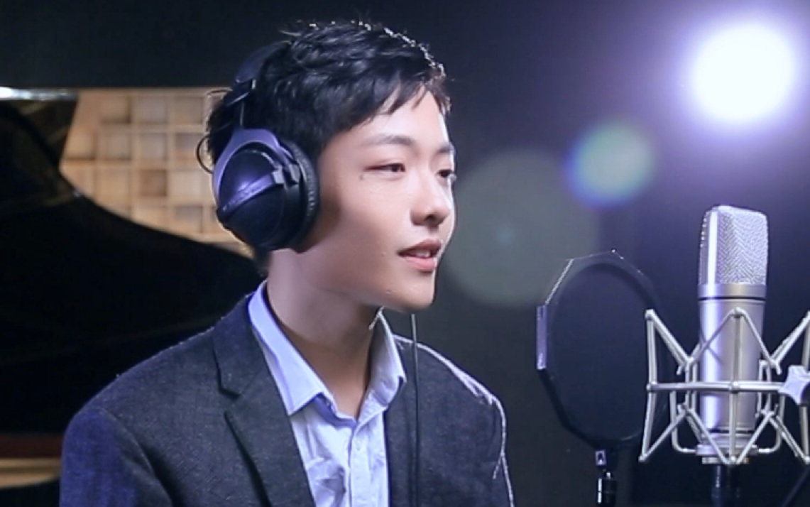 【翻唱者:wAnyBug】,翻唱曲目《最佳位置》,内心活动:如何可以不笑场...