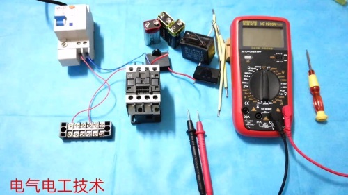 万用表使用难?电工小白也能轻松搞定!