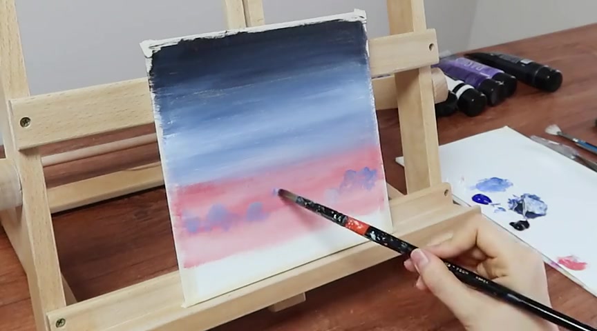 绘画教程:用丙烯颜料和简单的工具绘画城市天空