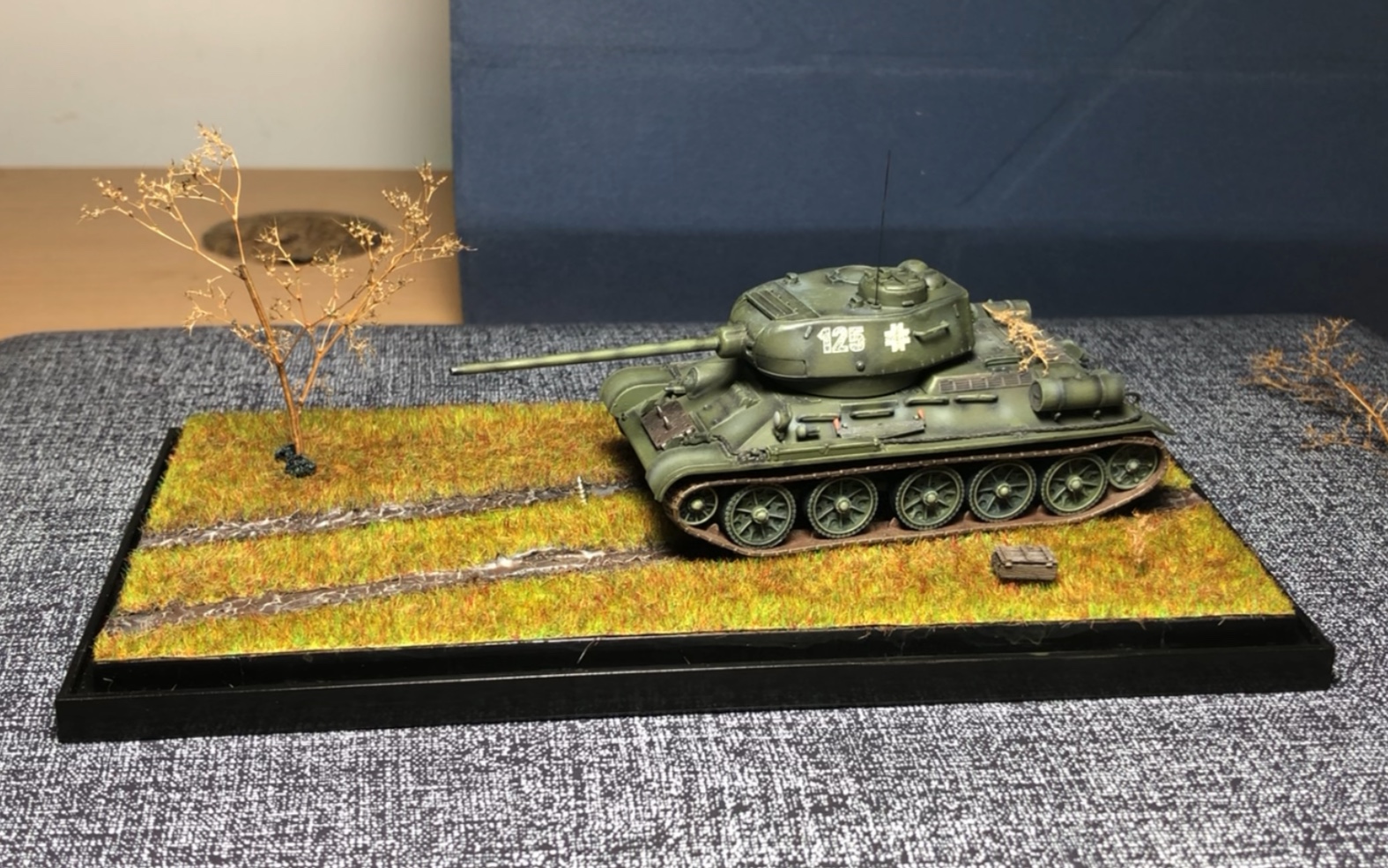 微缩景品场景模型制作 t34坦克 二战德军 1:72威龙成品战车合金