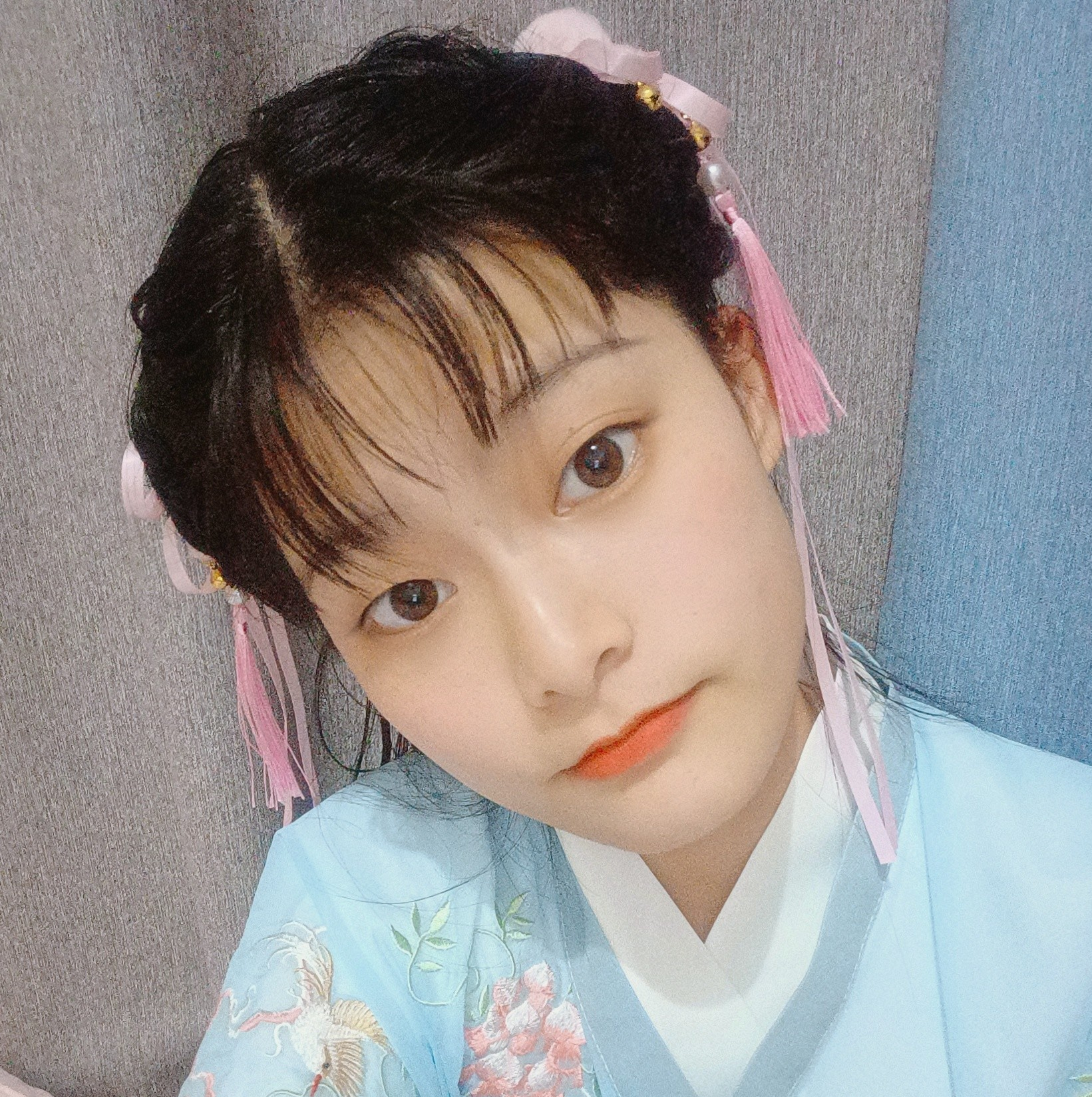 爱唱戏的宝琴 