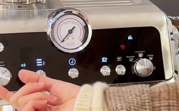 145_后悔没有早点入手眼前这台半自动德龙9355.#咖啡机 #家用咖啡...