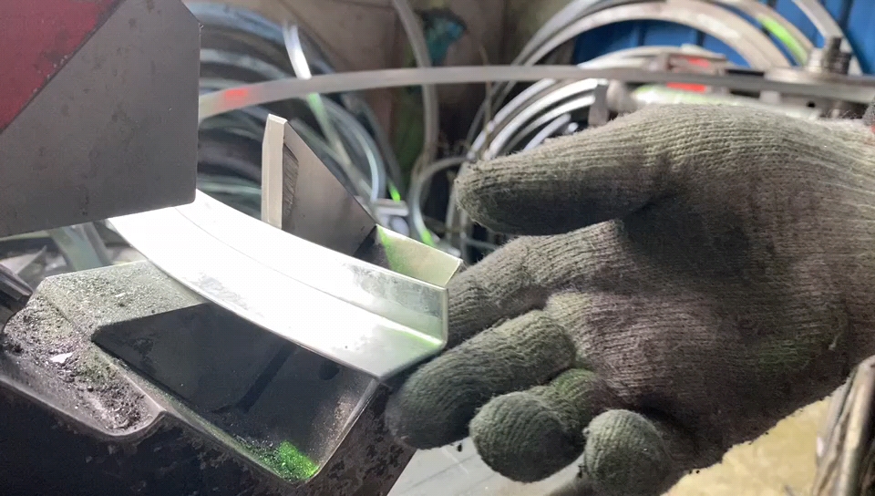 给客户更好的产品和服务,这是一份沉甸甸的责任,更是一份发自内心的...