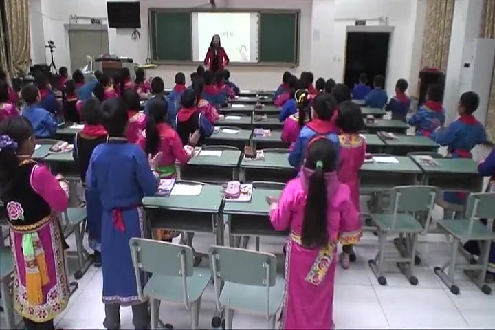 ...数学二年级上册7.认识时间《认识时间》-李老师优质课公开课教学视频