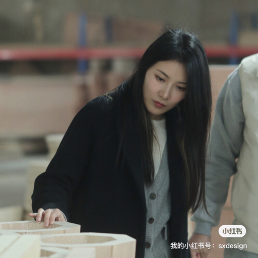 独立设计师LEE 