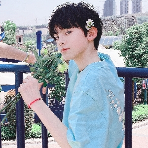 -嘬子的脸蛋- 