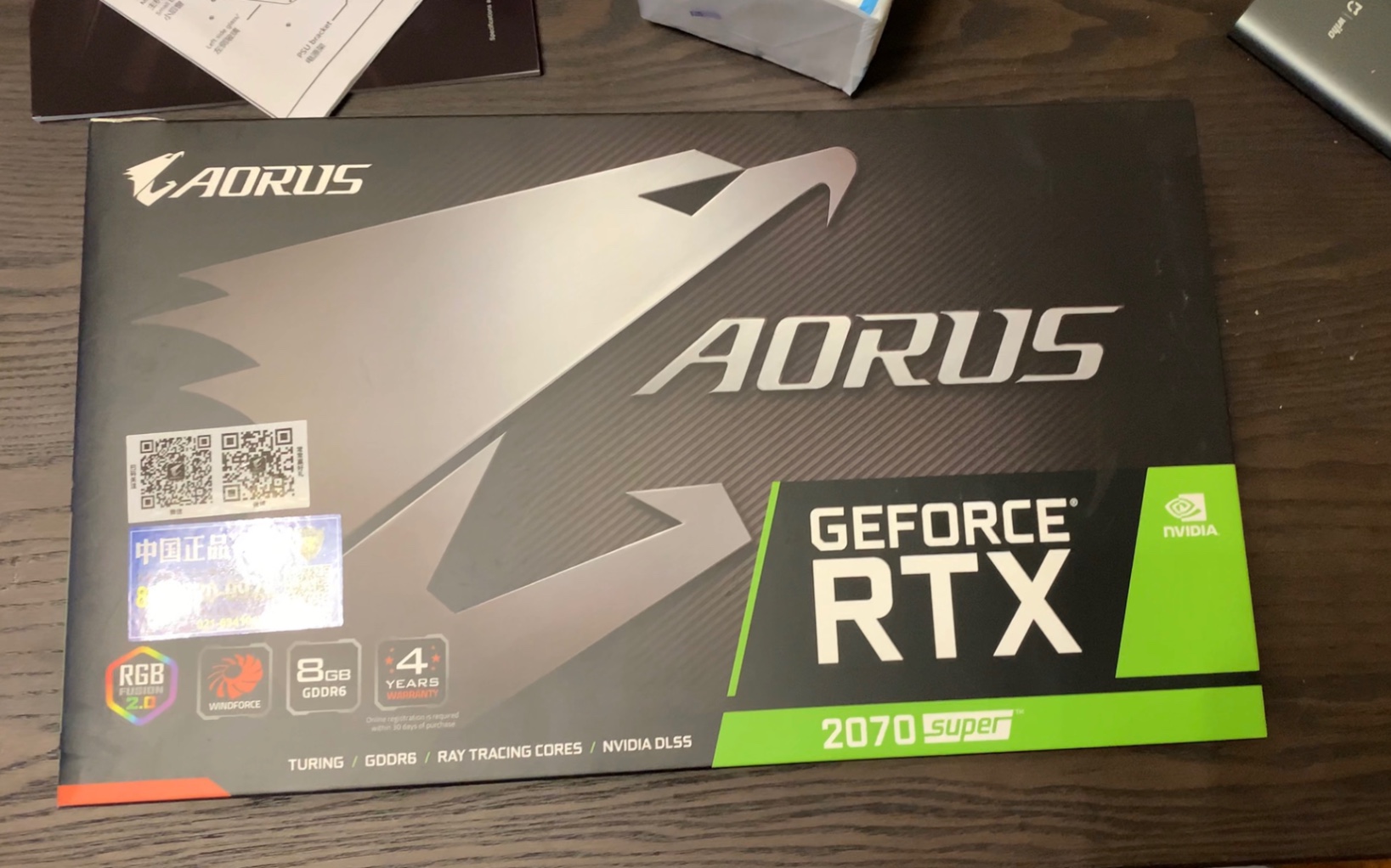 20系最漂亮的显卡没有之一,技嘉超级雕2070S显卡开箱