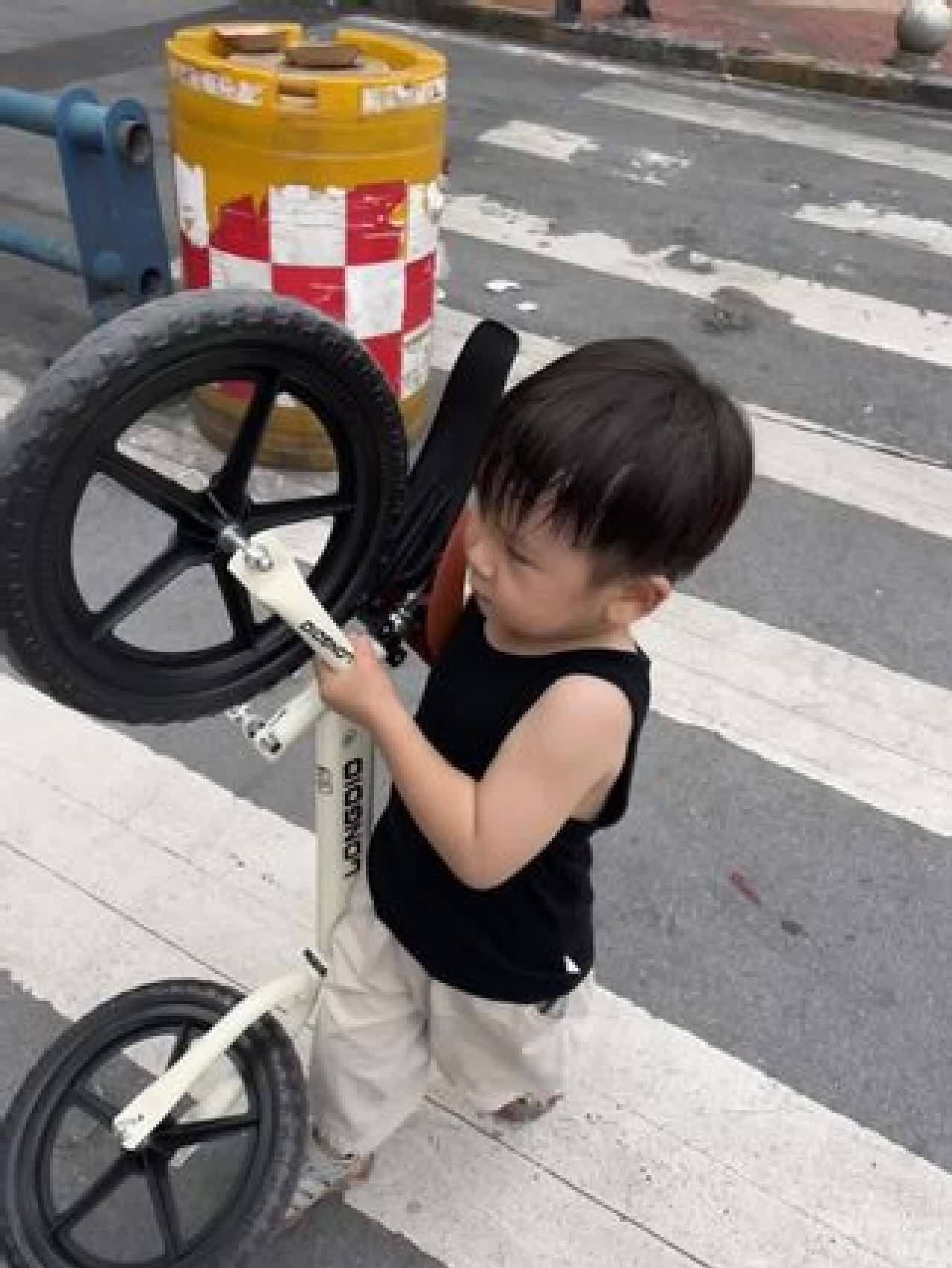 慢点长大吧,这个世界不缺大人#慢点长大吧这世界又不缺大人