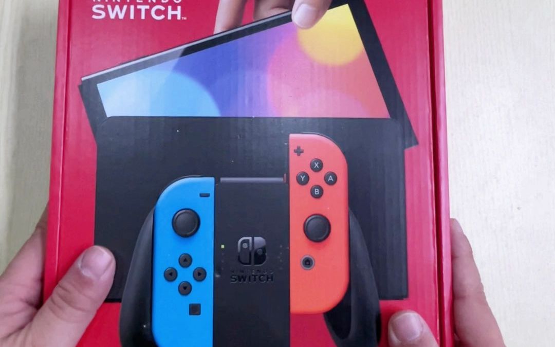 Switch OLED主机开箱后有那些物品