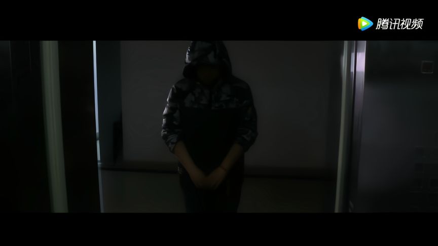《胆小诡-医院电梯》恐怖惊悚短片 翻拍发生在医院的真实事件