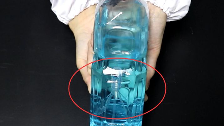 章鱼浮沉实验,带孩子揭示物理的秘密