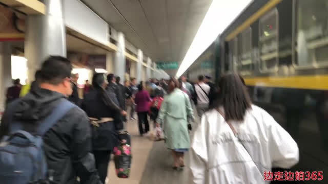 从西安坐火车到宝鸡只要一个多小时就到了,火车票.