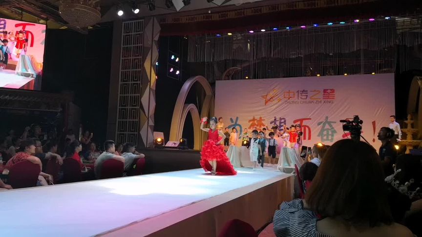 学传媒ߏ�来中传5179999❤️ 播音 ߒ� 编导ߒ� 表演ߒ� 空乘 ߒ