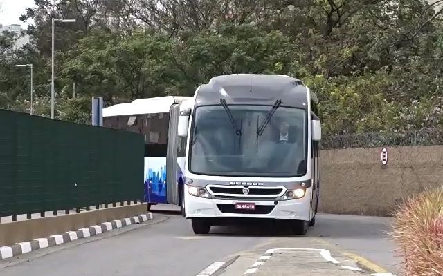 斯堪尼亚F360HA前置双铰接BRT