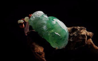 专家解读:如何鉴别“翡翠好坏真假”?5个字让你全面了解翡翠!