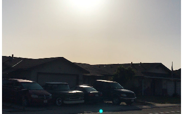 2022年4月18號:搞了半天原來Target 在復活節放假,難怪停車場都沒有...