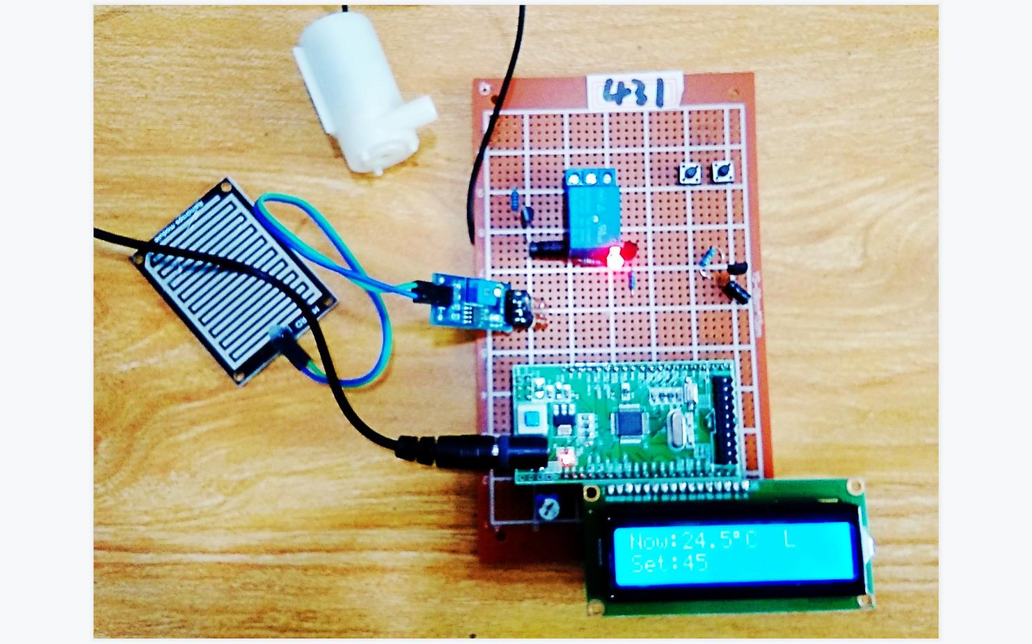 基于STM32单片机的智能温度控制系统恒温箱热水器系统设计+液位...