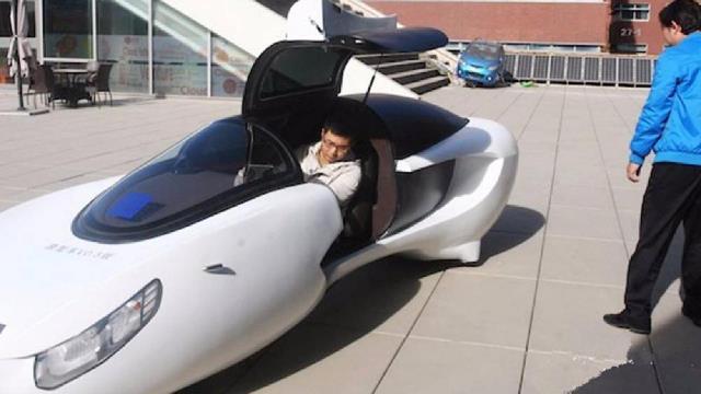 中国发明的2轮电动车来了,卡车都撞不倒,原理居然这么简单