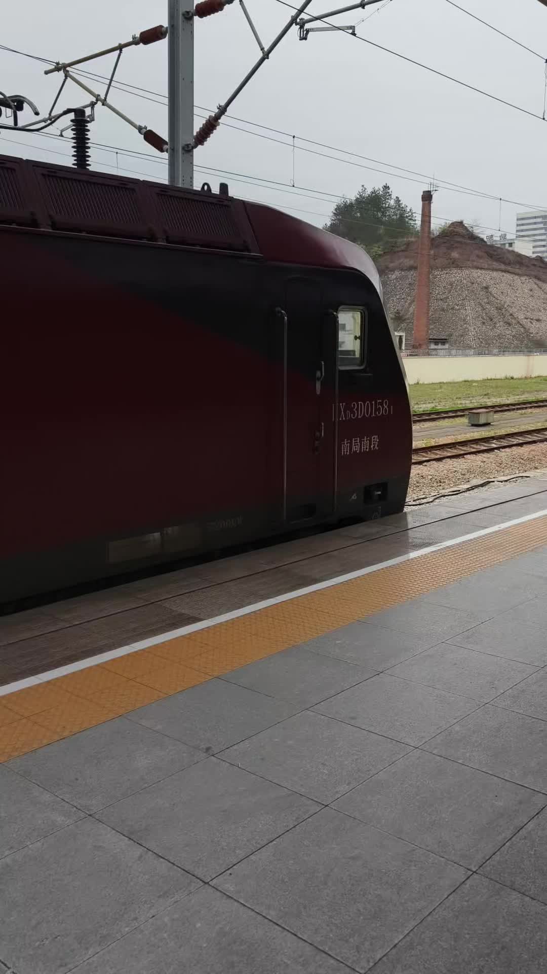 K572厦门北站-北京丰台站,中途停靠漳州、龙岩、长汀南、瑞金、于都...