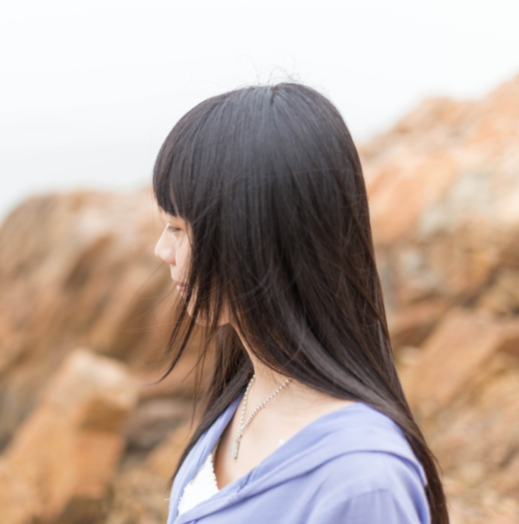 钟小隐 
