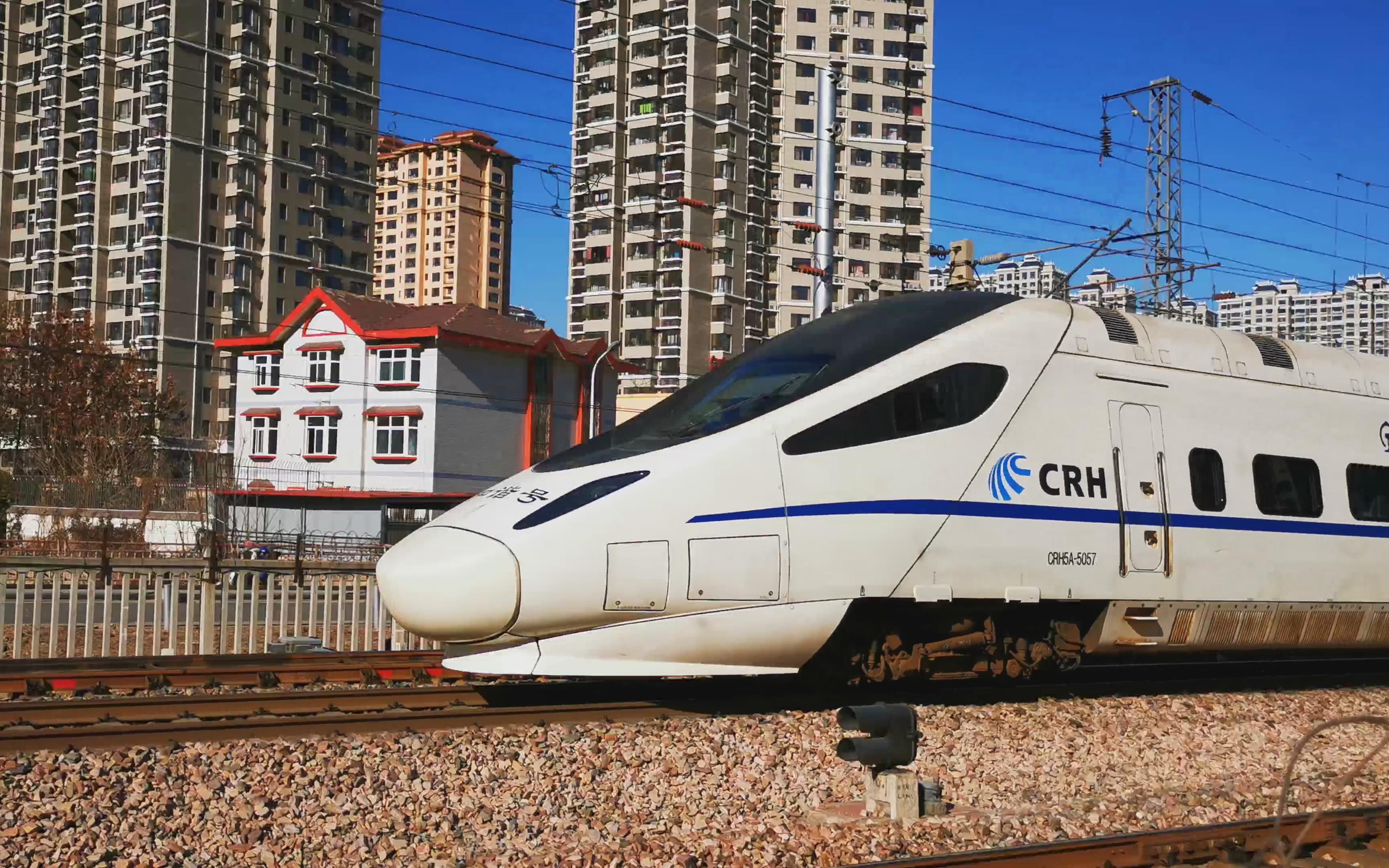 G字头高铁299有多快?G80标杆2400公里只停5个火车站!