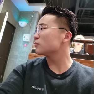 大白是只蓝喵 