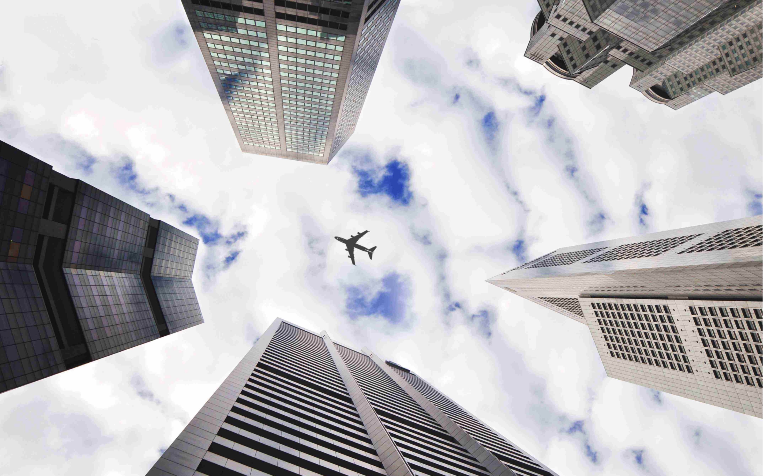 【中英双语】航空公司机票价格如何制定?