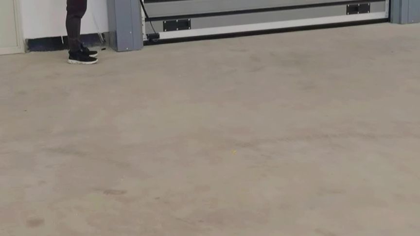 高端硬质快速门,完美展现