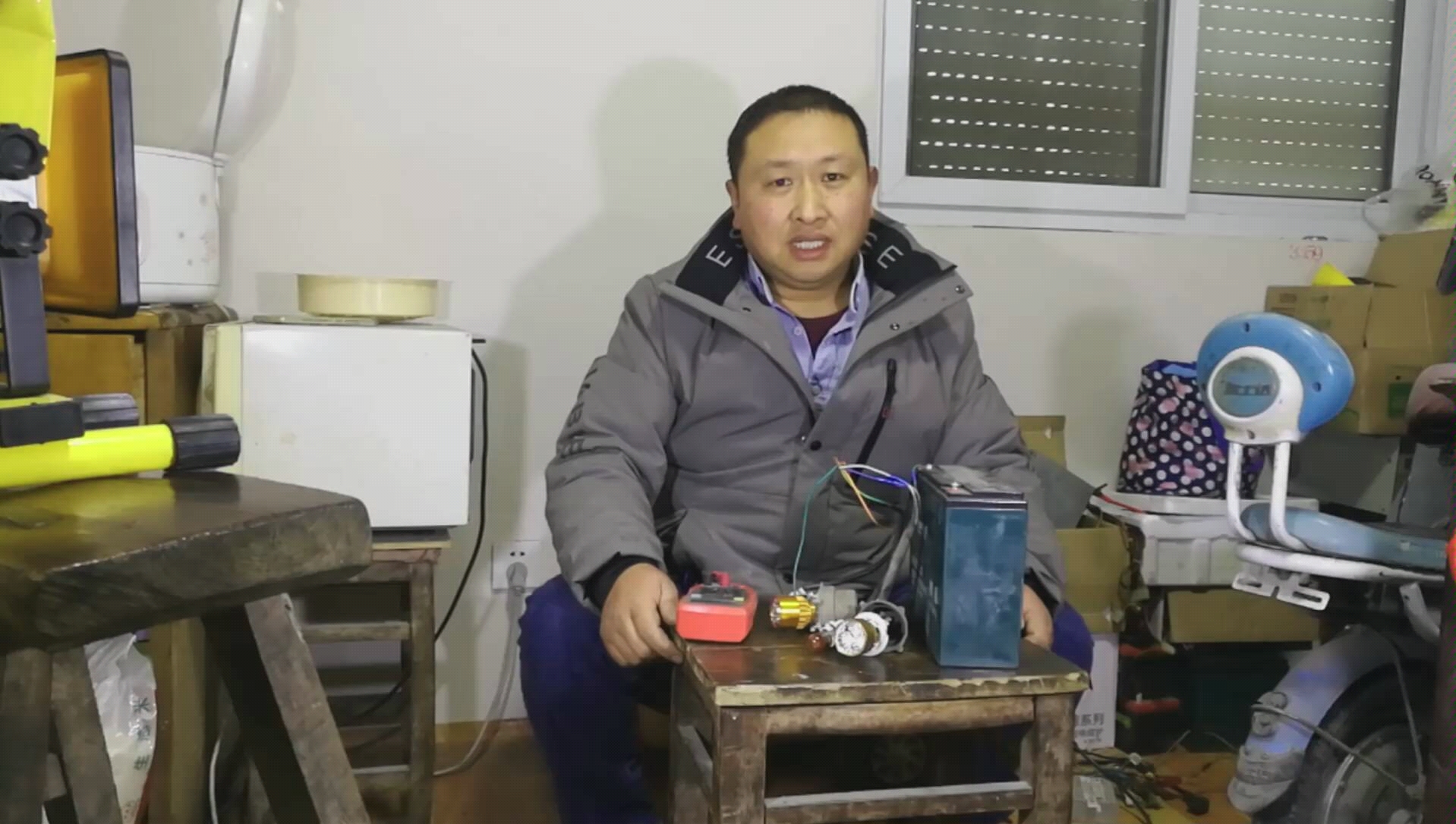 如何用万用表测量电流是多少,电流数据比电压数据更重要