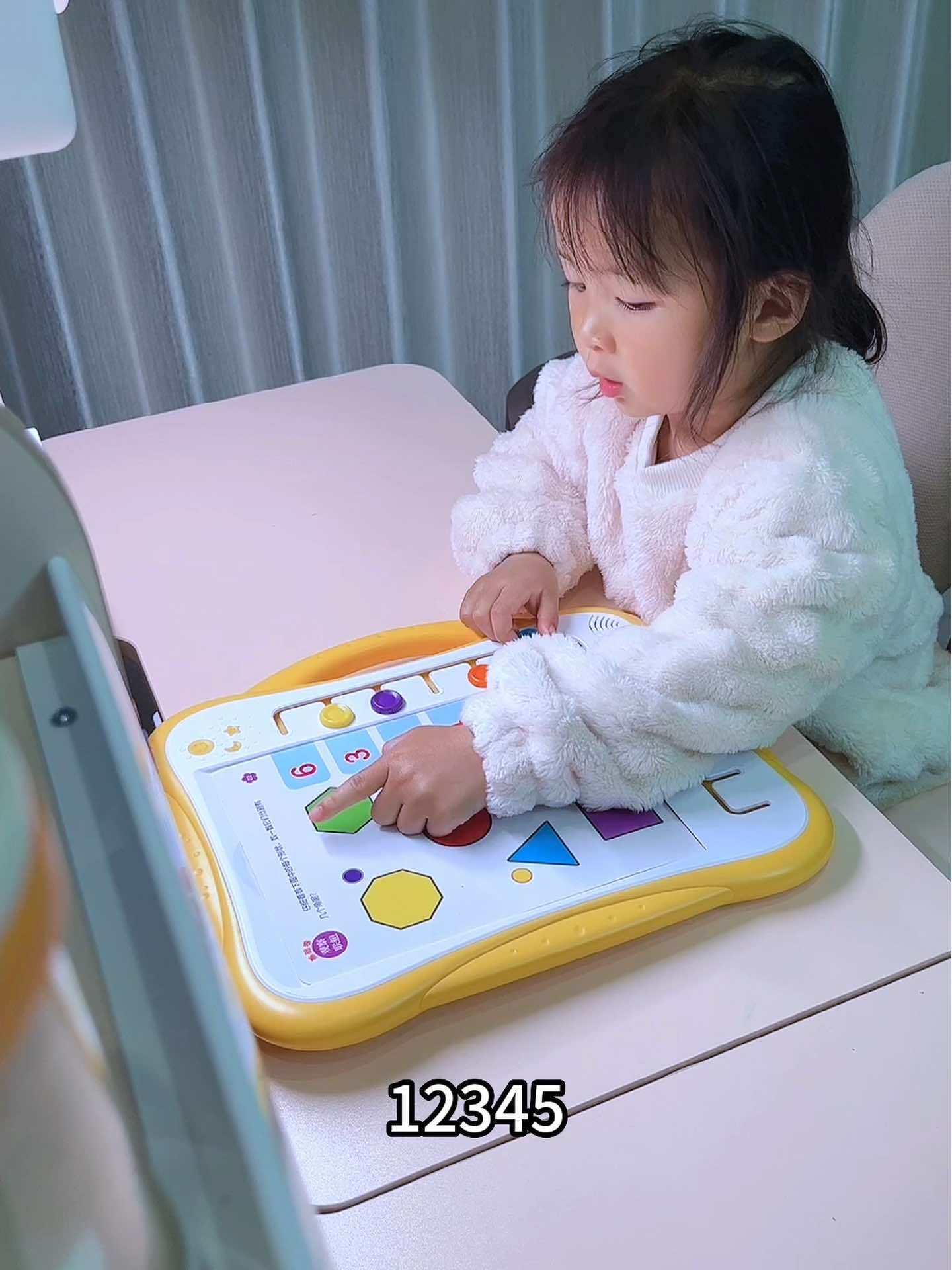 每天睡前雷打不动的学习逻辑思维半小时,起步篇已经全部攻克下来了,.