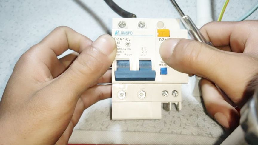 跳闸了,怎么快速判断跳闸故障?老电工这招真好用,快速判断故障